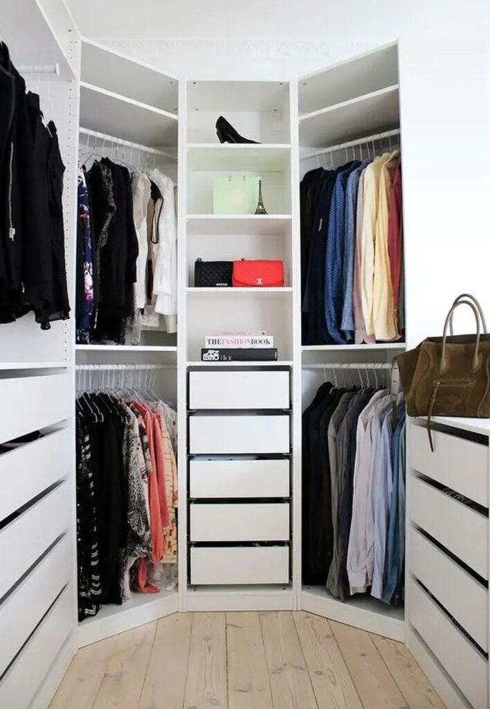 40 Clever Space-Maximizing Closet Design Ideas