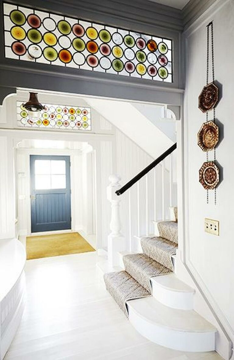 35 Stylish Transom Window Designs for Modern Homes