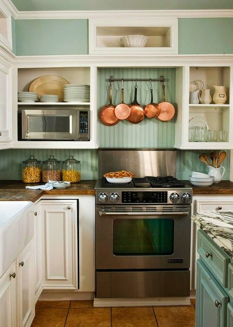 25 Charming Beadboard Kitchen Backsplashes for Rustic