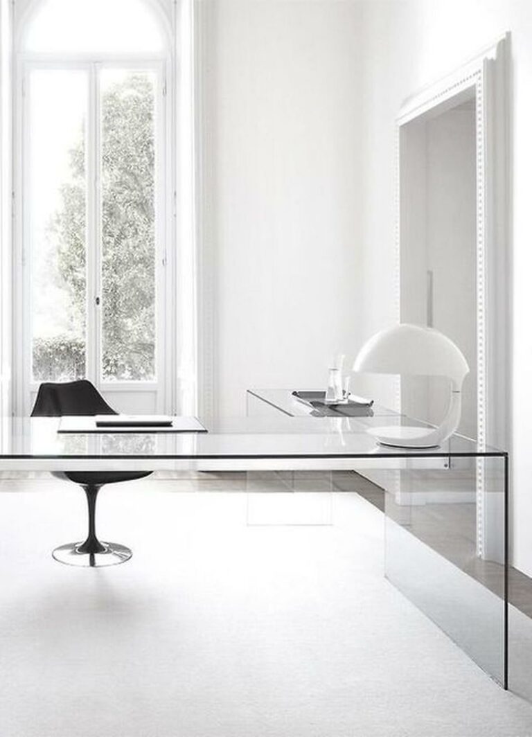 25 Gorgeous Minimalist Home Office Ideas for Your Space