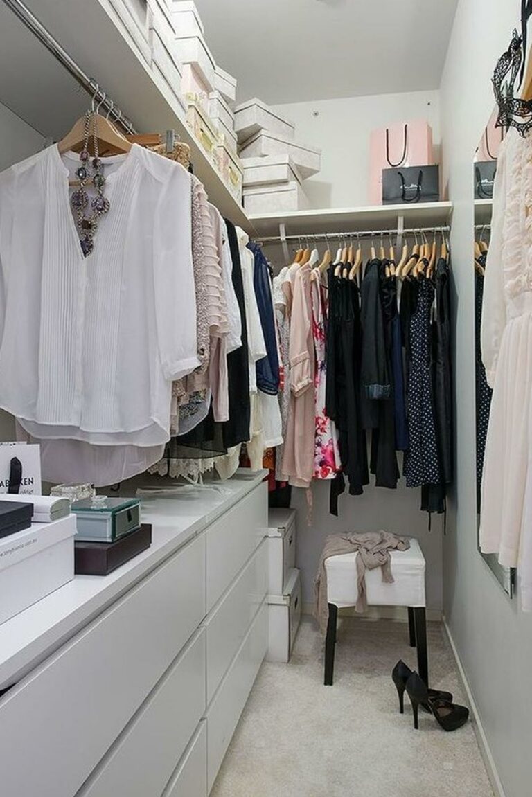 42 Innovative Narrow Closet Design Ideas And 9 Essential Tips