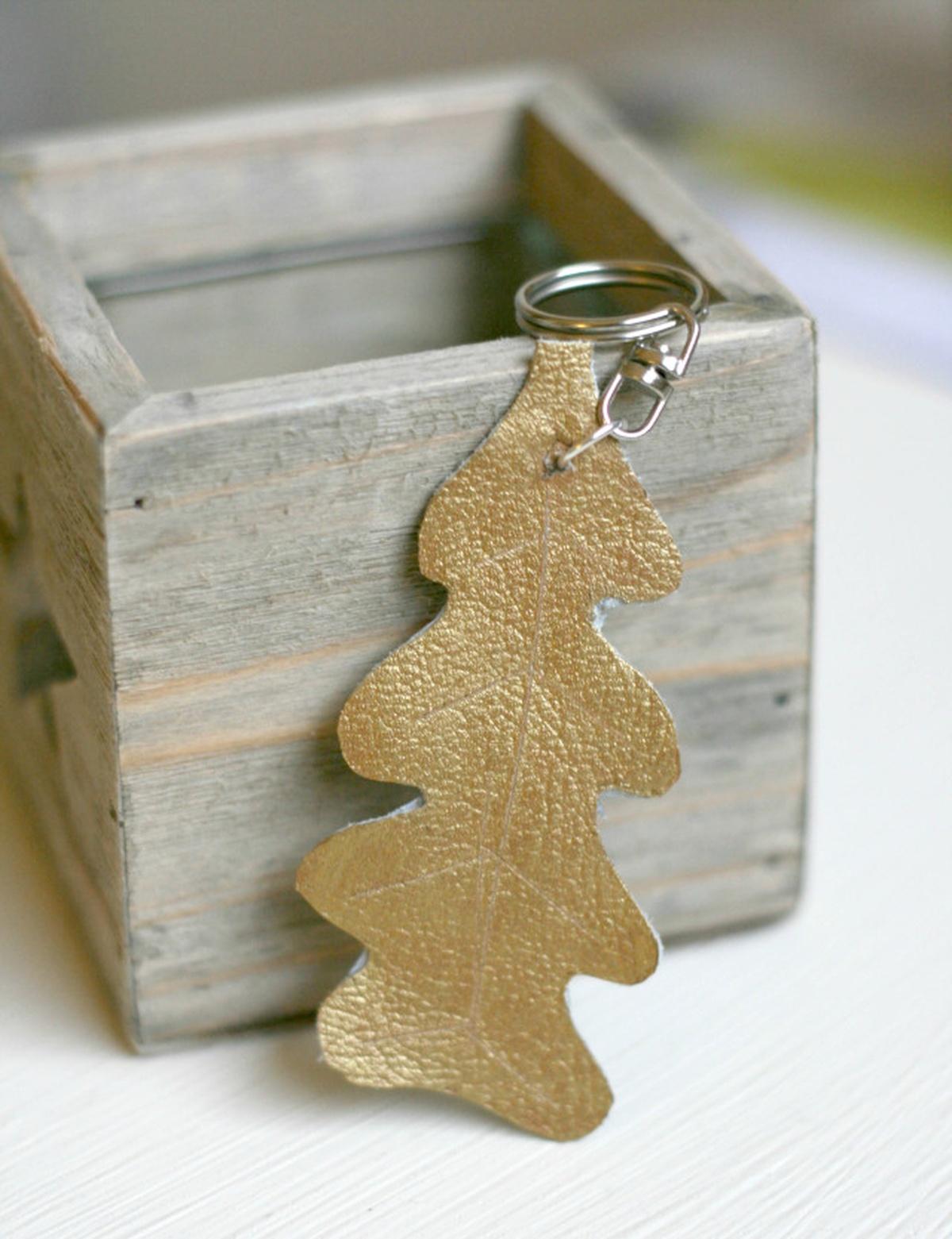 13 Simple DIY Key Ring Ideas for Your Personal Style
