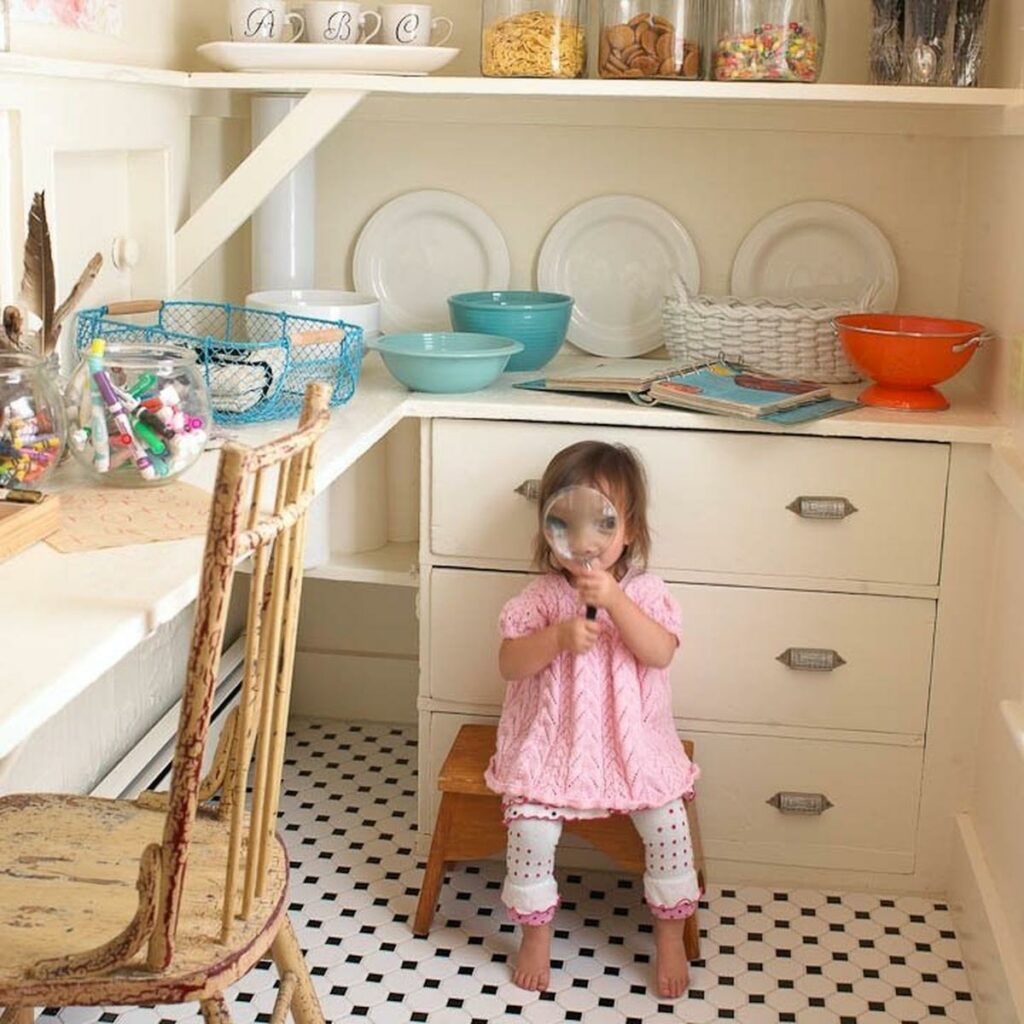 35 Eye-Catching Checkered Floor Ideas for Your Home