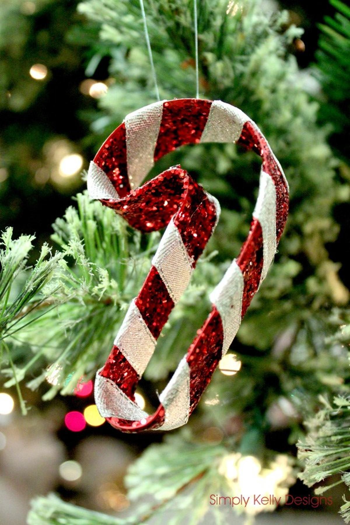 14 Charming Candy Cane DIY Projects for Christmas Magic