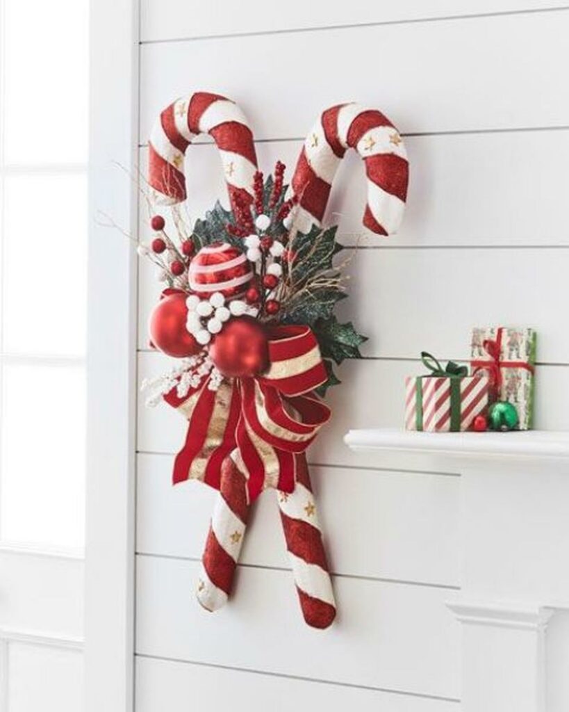 31 Festive Candy Cane Christmas Decor Ideas to Try