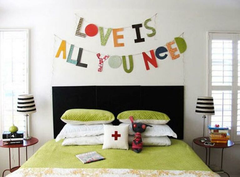 25 Creative Word Art Decor Ideas to Personalize Your Walls