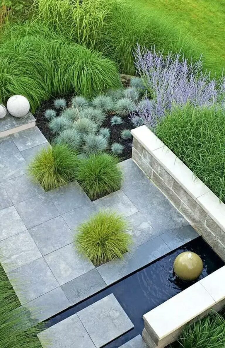 39 Elegant Water Features for Outdoor Areas