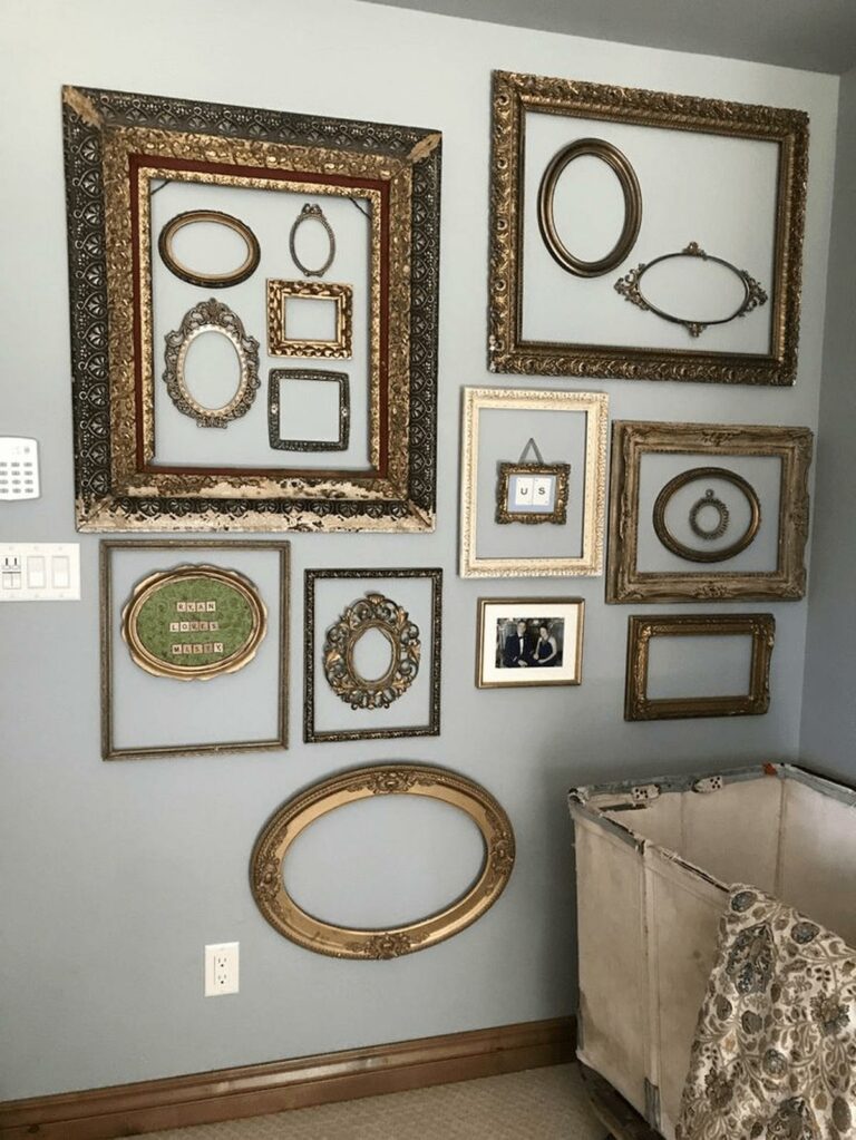 34 Innovative Empty Frame Wall Decor Inspirations