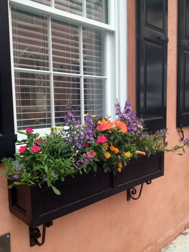 48 Beautiful Window Box Decorating Ideas