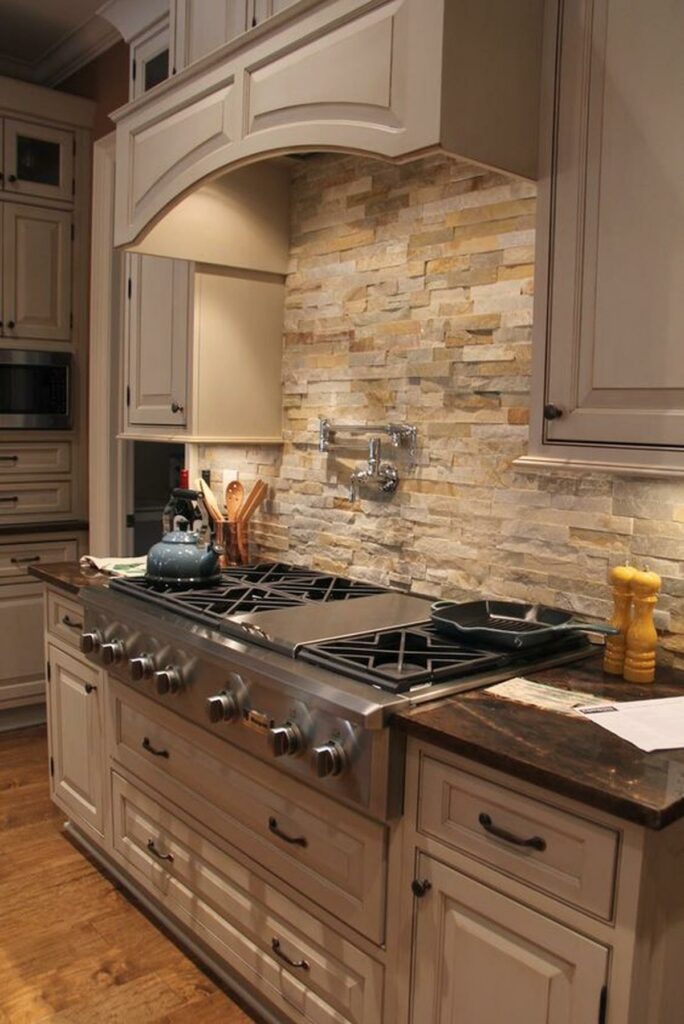 29 Breathtaking Stone And Rock Kitchen Backsplashes That Impress