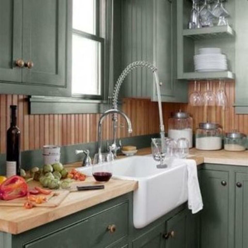 25 Charming Beadboard Kitchen Backsplashes for Rustic