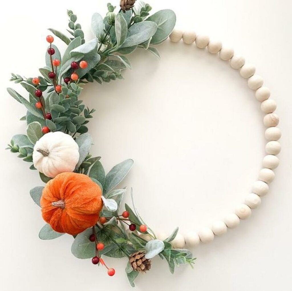 45 Wooden Bead Fall Decorating Ideas That Delight