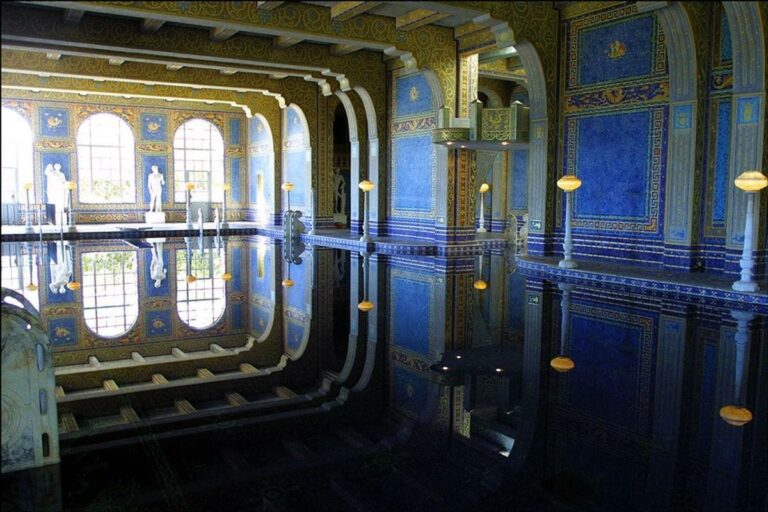 21 Trendy Indoor Swimming Pool Ideas For Modern Homes
