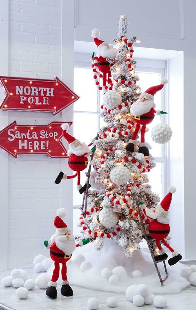 23 Clever Santa-Themed Christmas Decor Ideas for Your Home