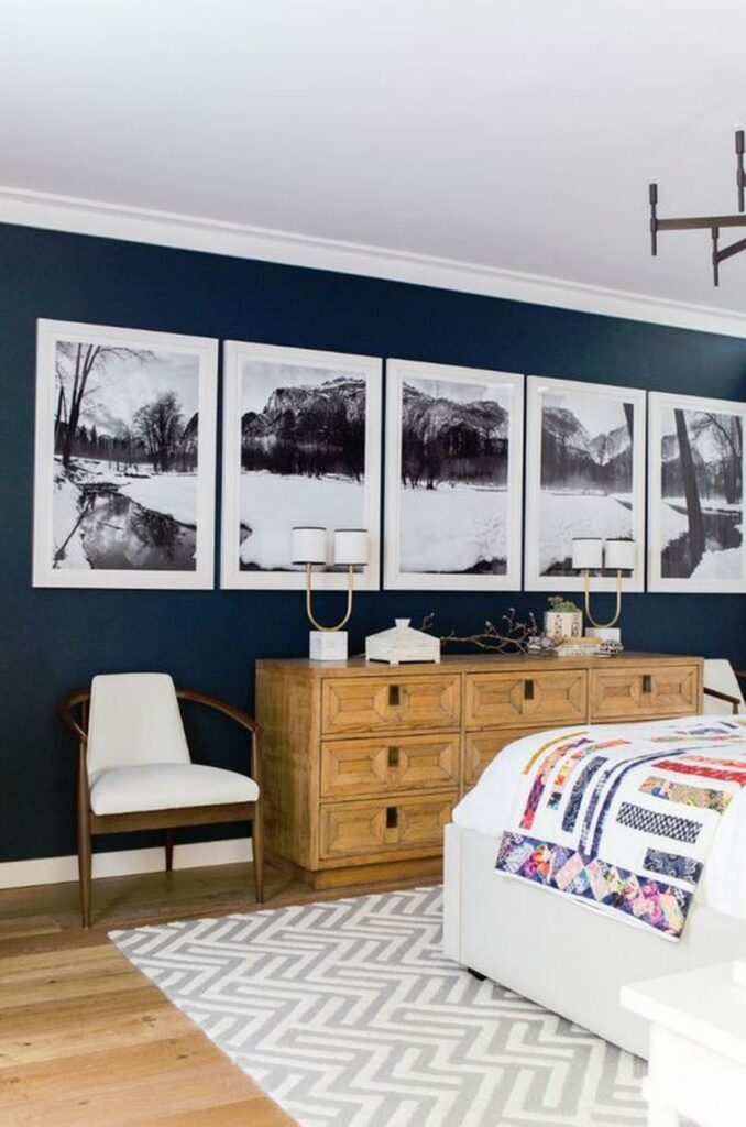 28 Elegant Navy Accent Walls For Bold Statement Spaces