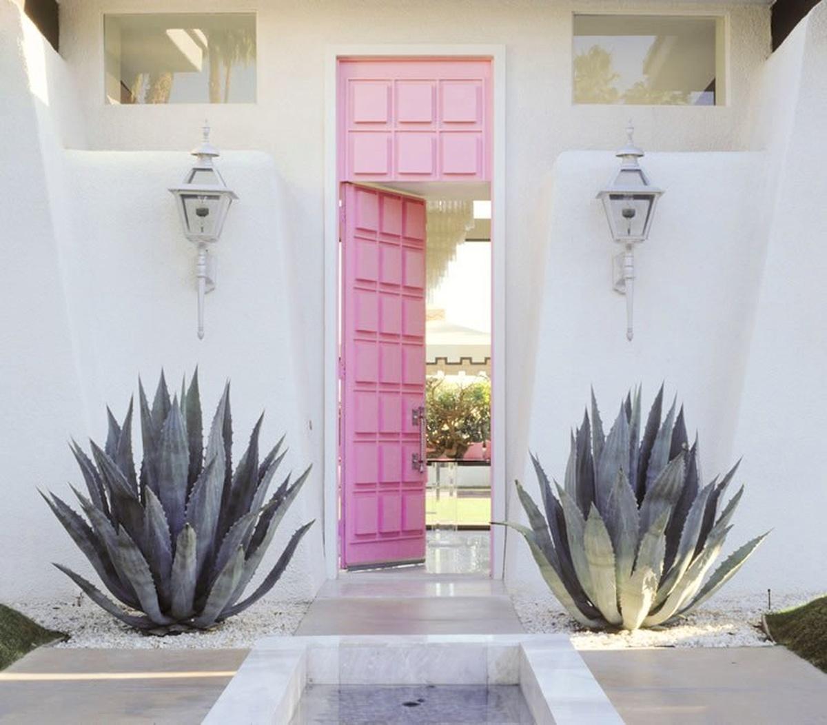 15 Trendy Pink Front Door Ideas That Turn Heads
