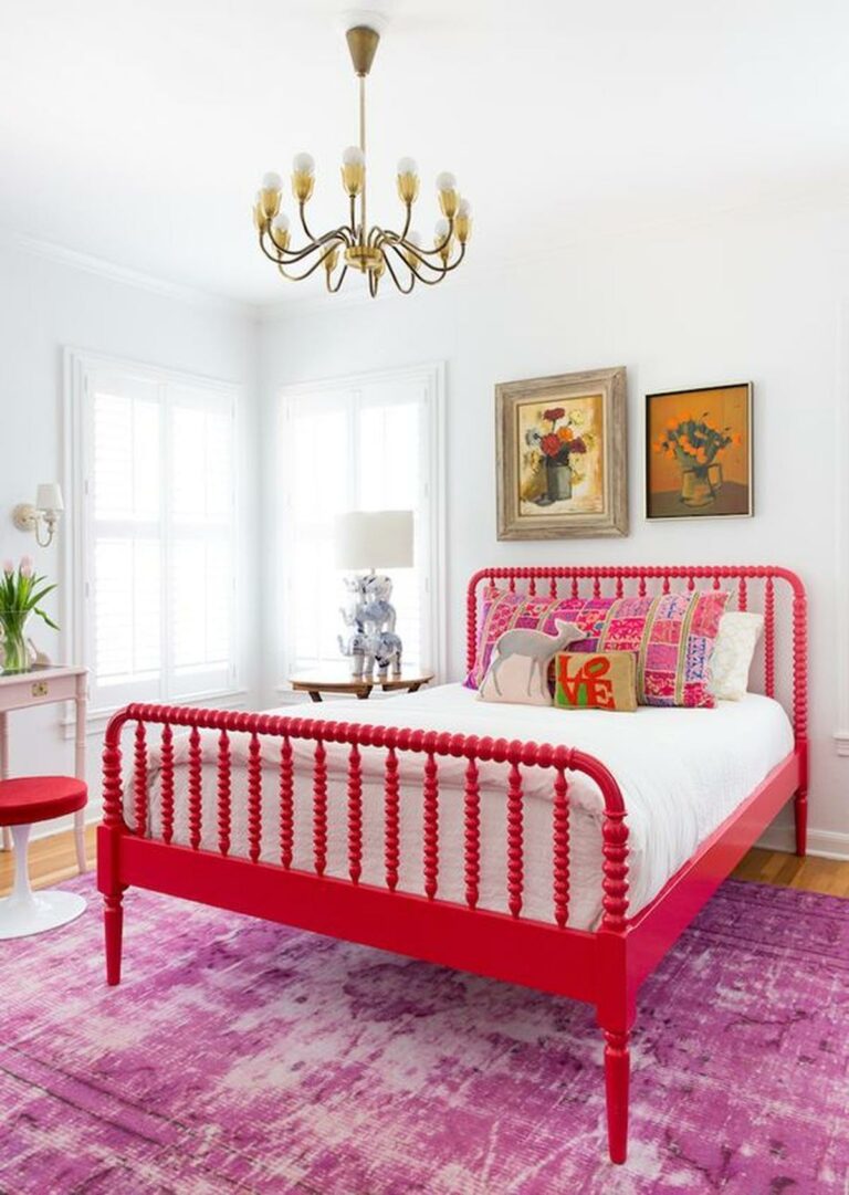 25 Gorgeous Red Bedroom Decor Ideas to Transform Your Space