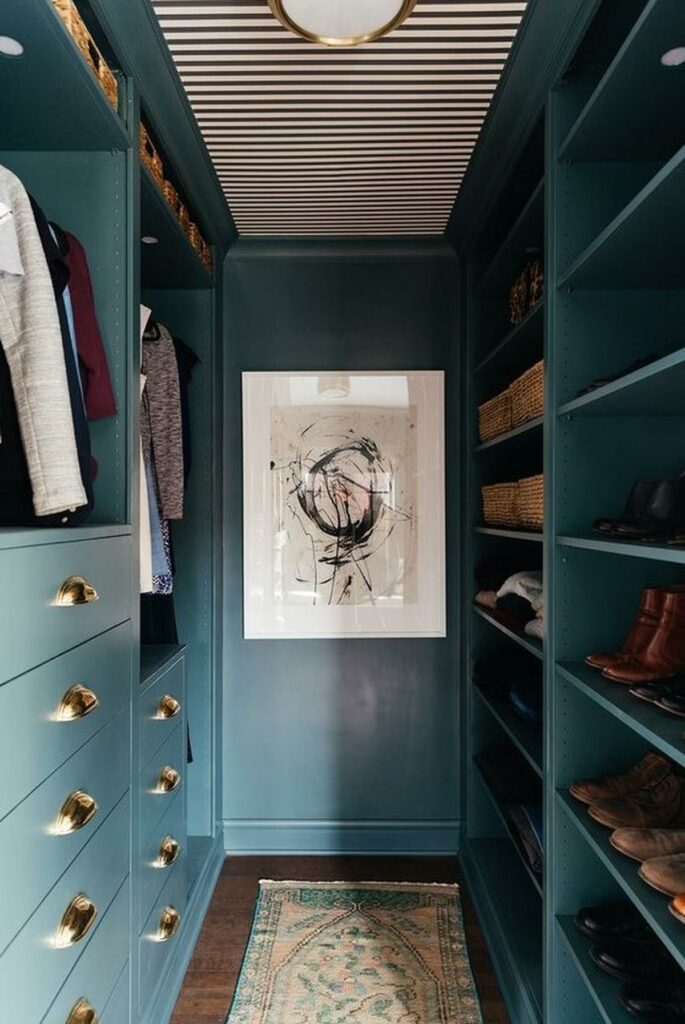 40 Clever Space-Maximizing Closet Design Ideas