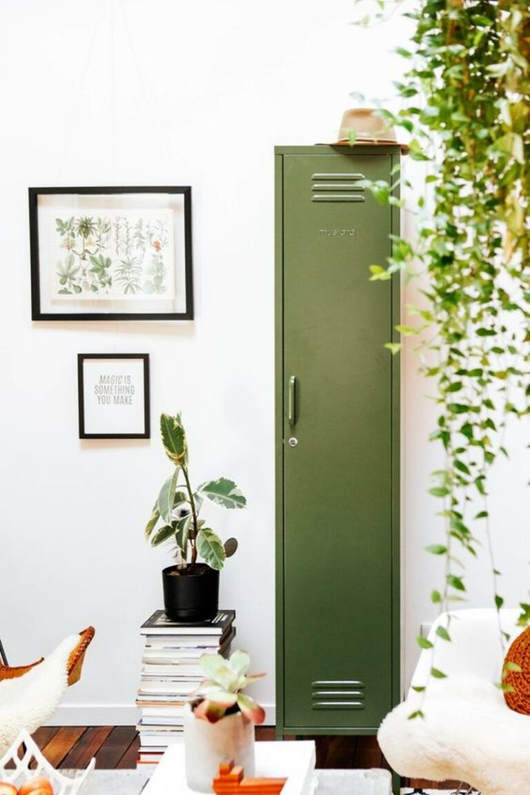 58 Elegant Locker Designs For Your Home