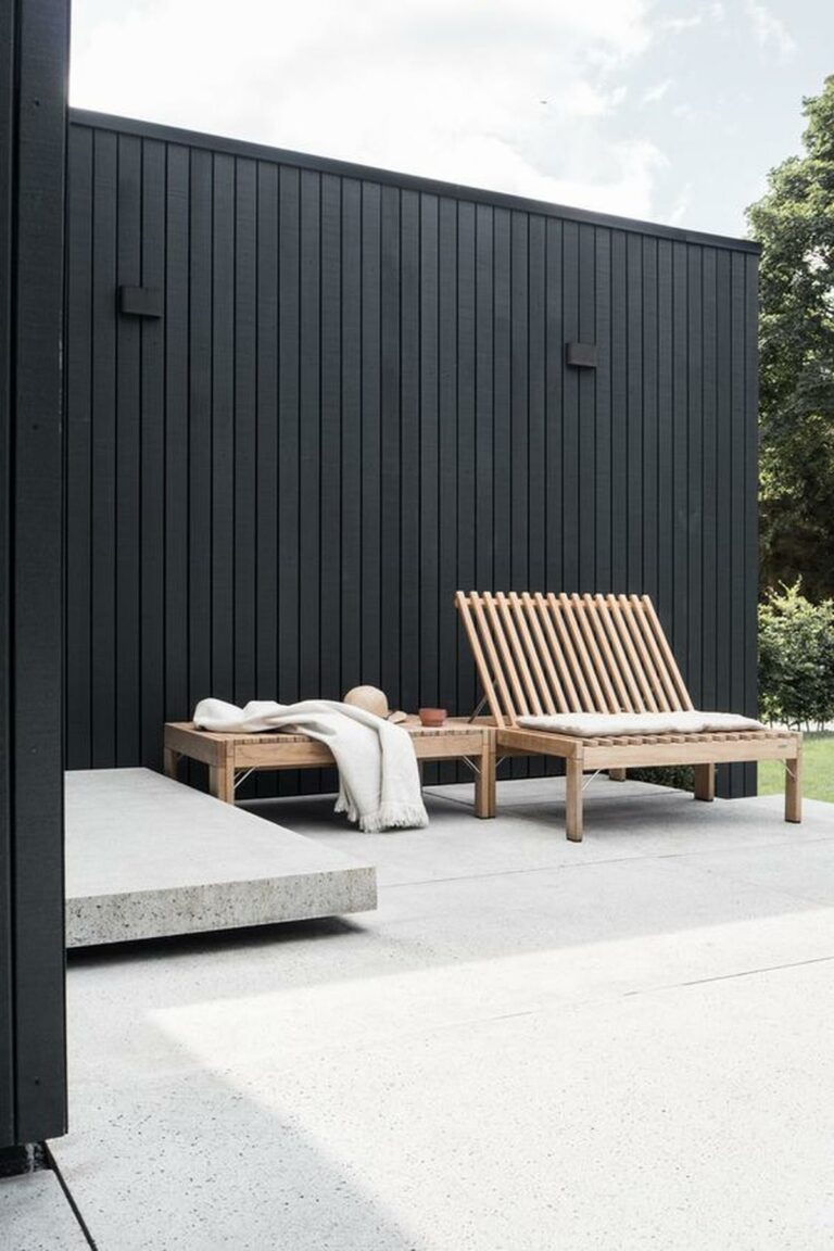 25 Bold Minimalist Terrace Ideas for Striking Outdoor Style