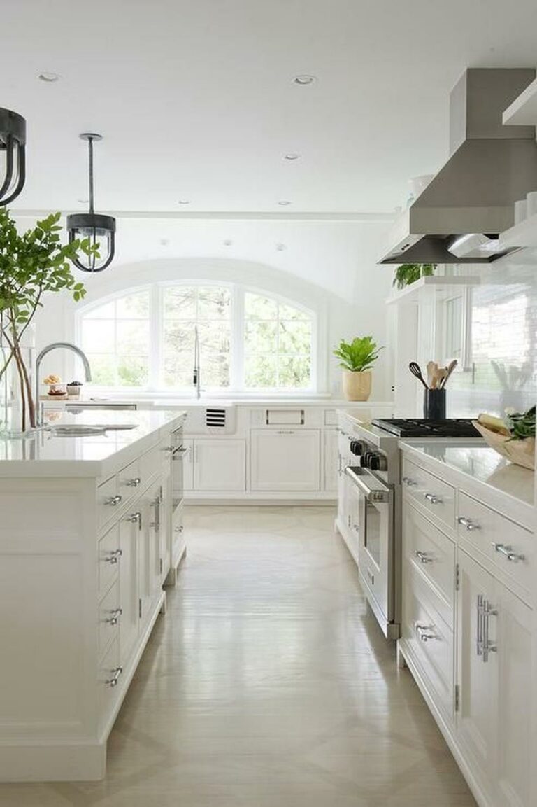 32 Enchanting Arched Window Ideas for Your Home