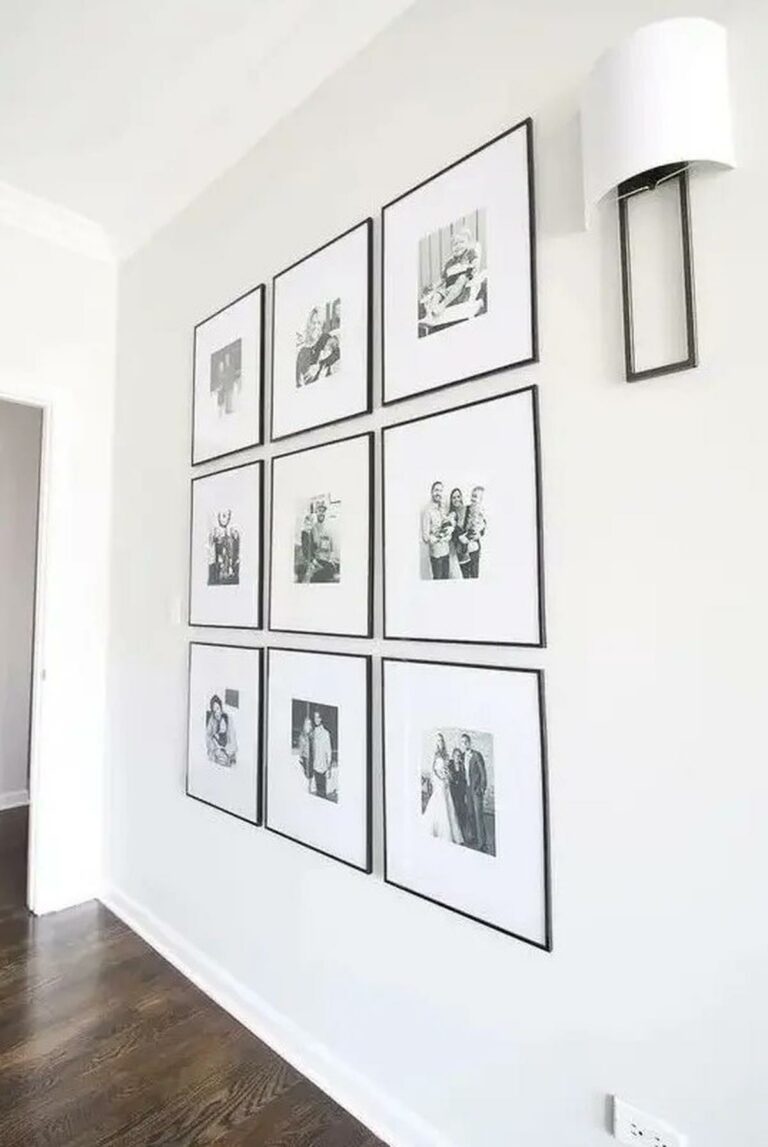 51 Sophisticated Grid Gallery Wall Designs for Homes