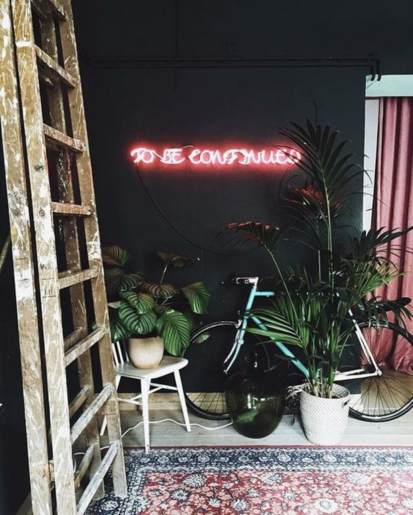 25 Brilliant Ideas To Use Neon Lights For Home Decor
