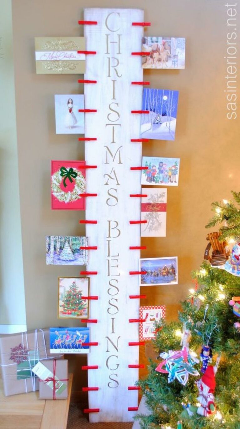 44 Magical Christmas Card Display Ideas