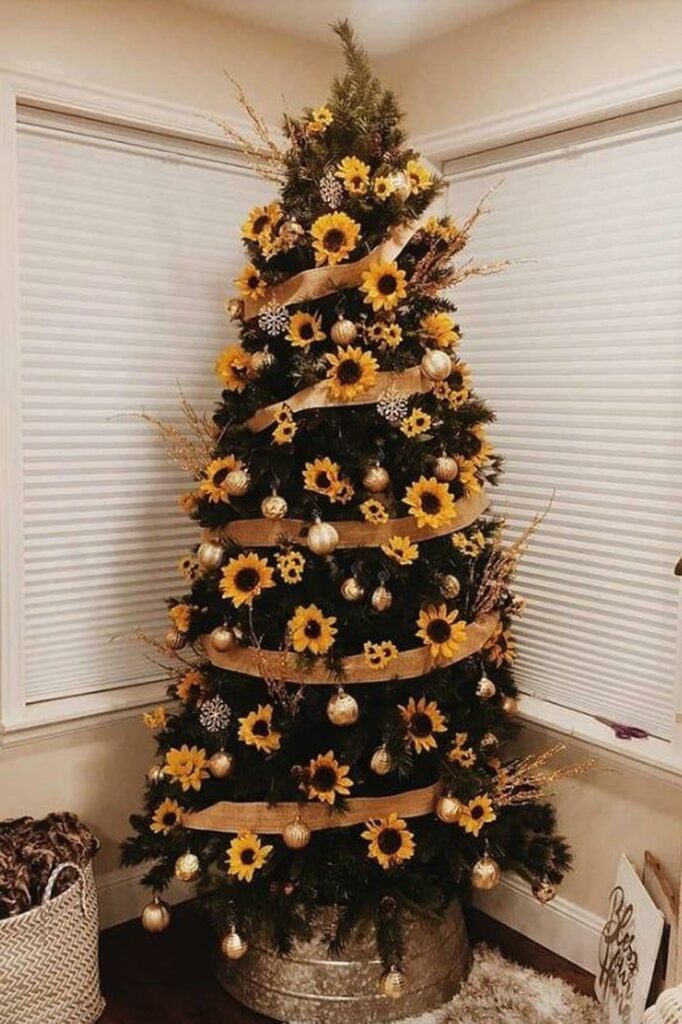 25 Cute Fall and Thanksgiving Tree Decor Ideas to Try