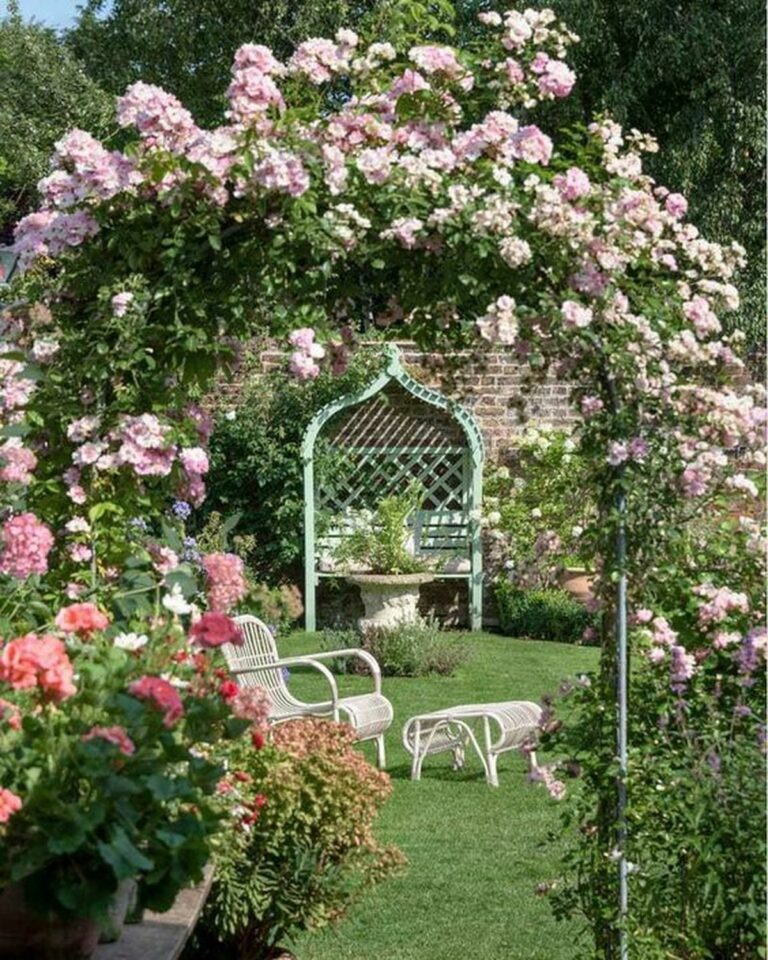 40 Enchanting Flower Garden Arch Ideas