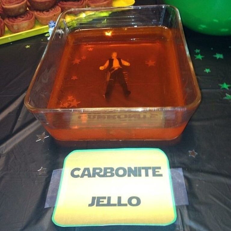 32 Must-Try Star Wars Party Ideas for Geeks