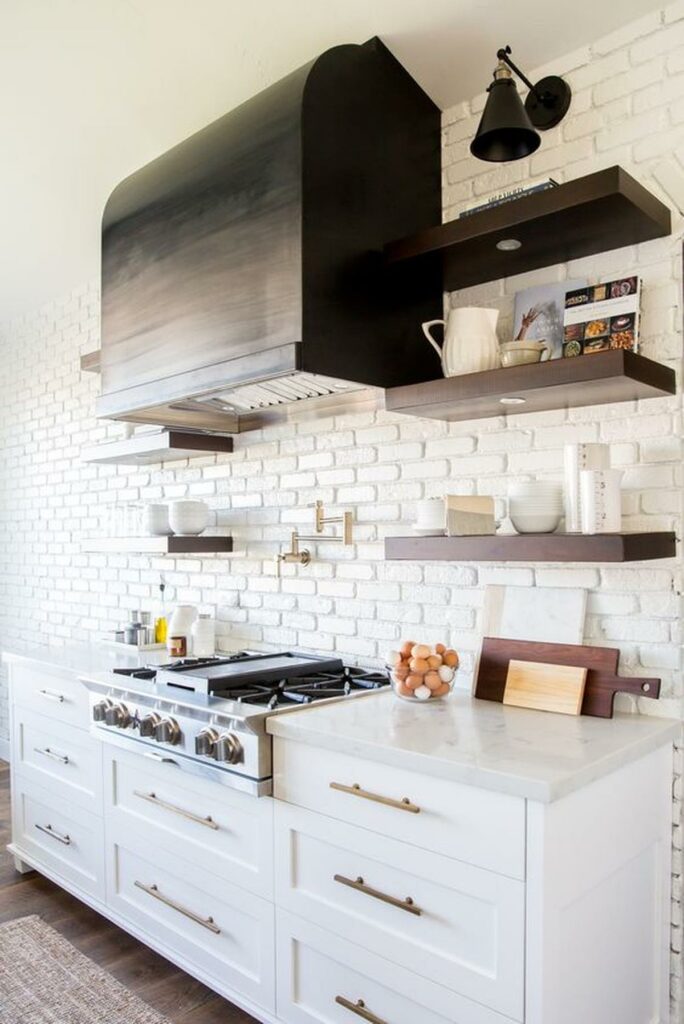 25 Elegant White Brick Walls and Creative Ways to Incorporate Them