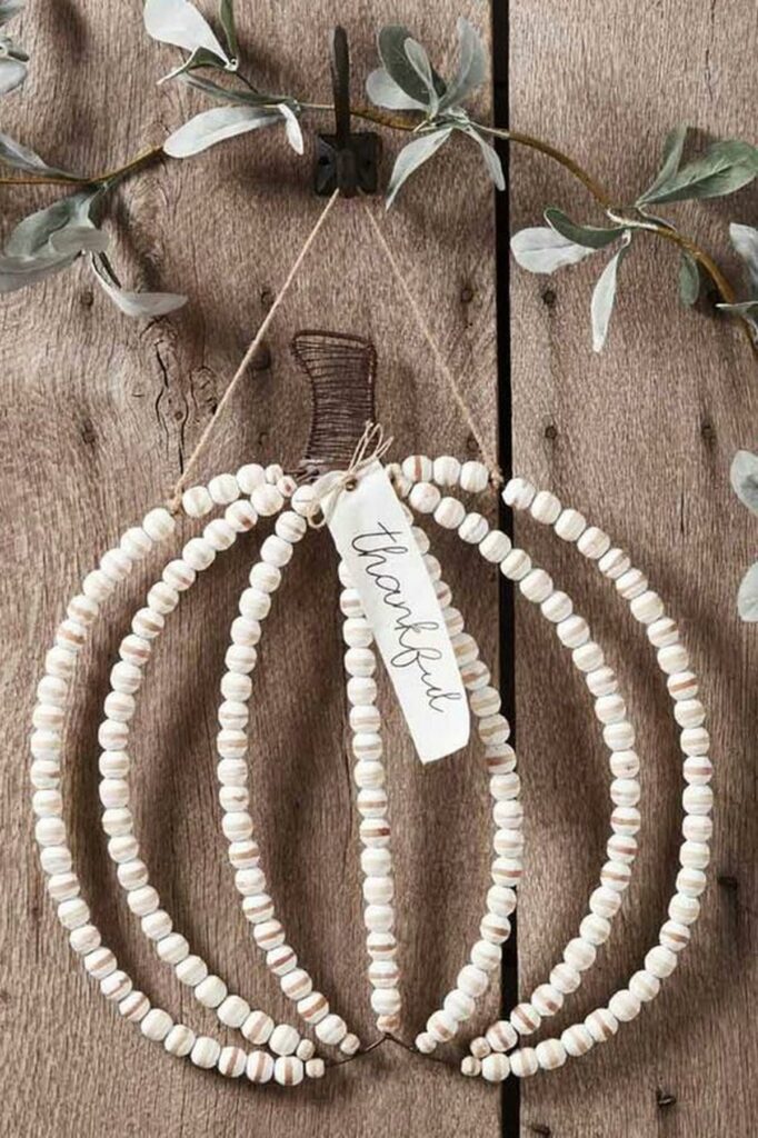45 Wooden Bead Fall Decorating Ideas That Delight