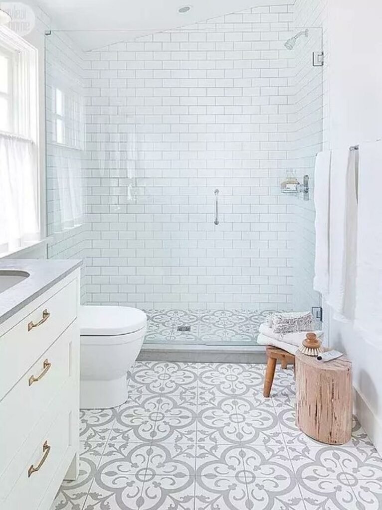 33 Stylish Showers Featuring Glass Door Designs