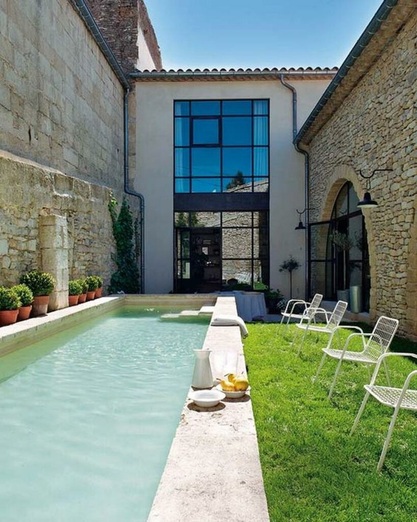 30 Breathtaking Narrow Pools For The Tightest Spaces