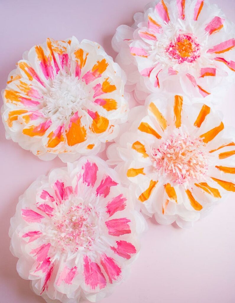 14 Gorgeous DIY Paper Wall Decoration Ideas