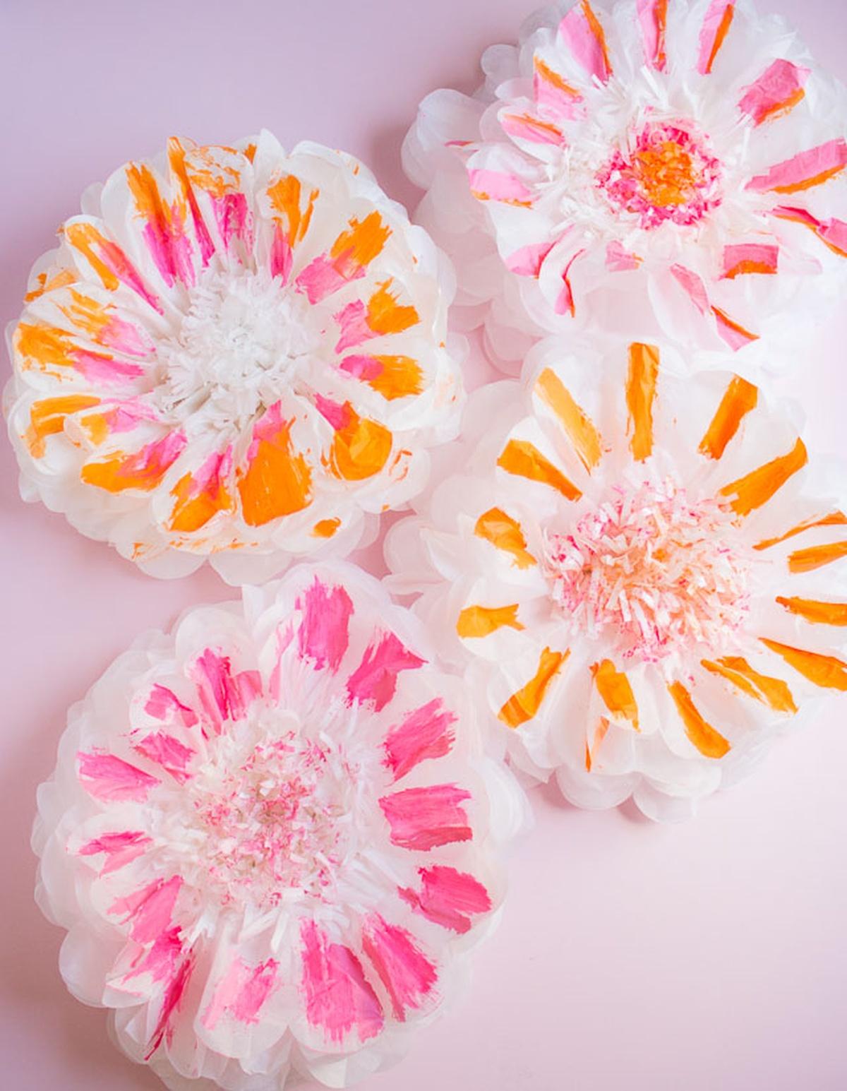 14 Gorgeous DIY Paper Wall Decoration Ideas