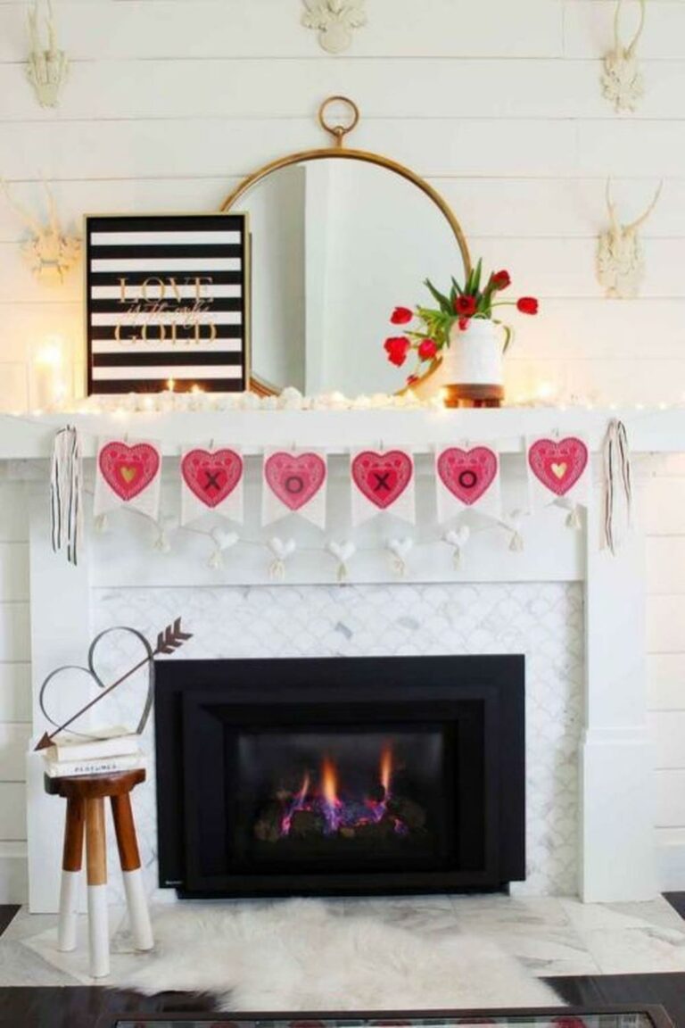 25 Gorgeous Valentine Fireplace Decor Ideas to Ignite Romance
