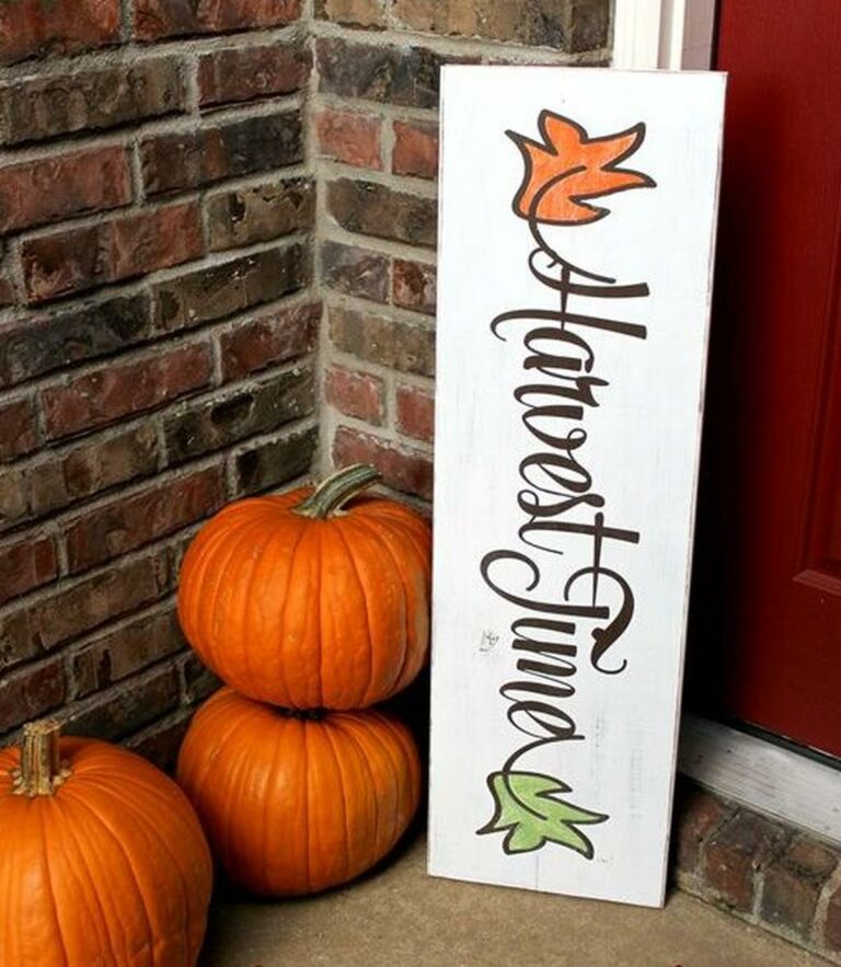 56 Enchanting and Whimsical Fall Signs to Welcome Autumn
