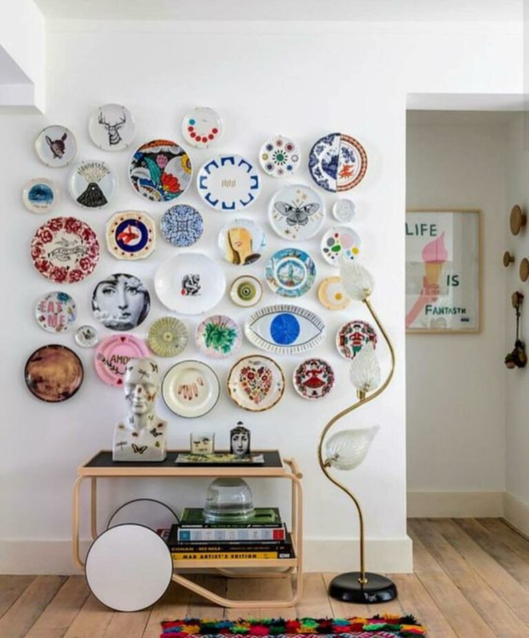 70 Elegant Plate Wall Decorating Ideas