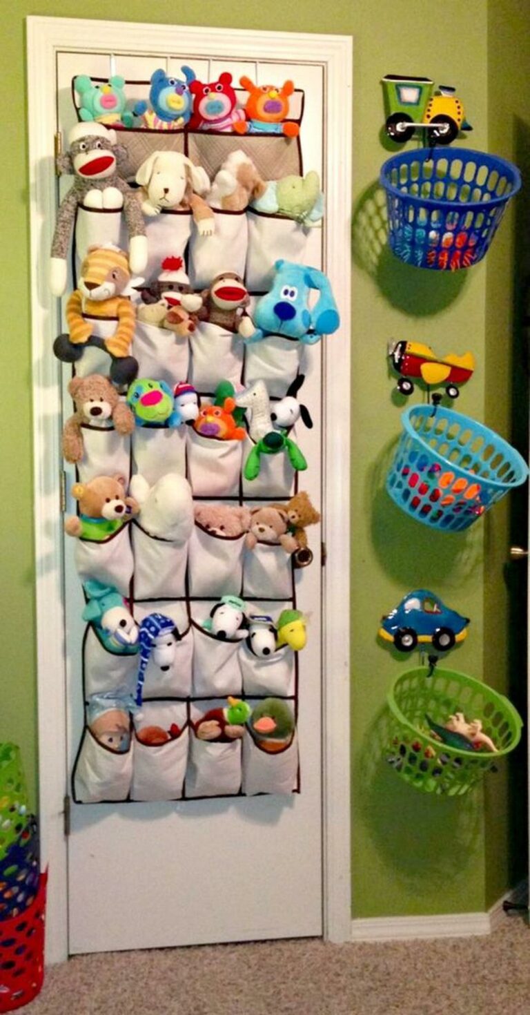 26 Clever Wall Storage Solutions for Kids' Rooms