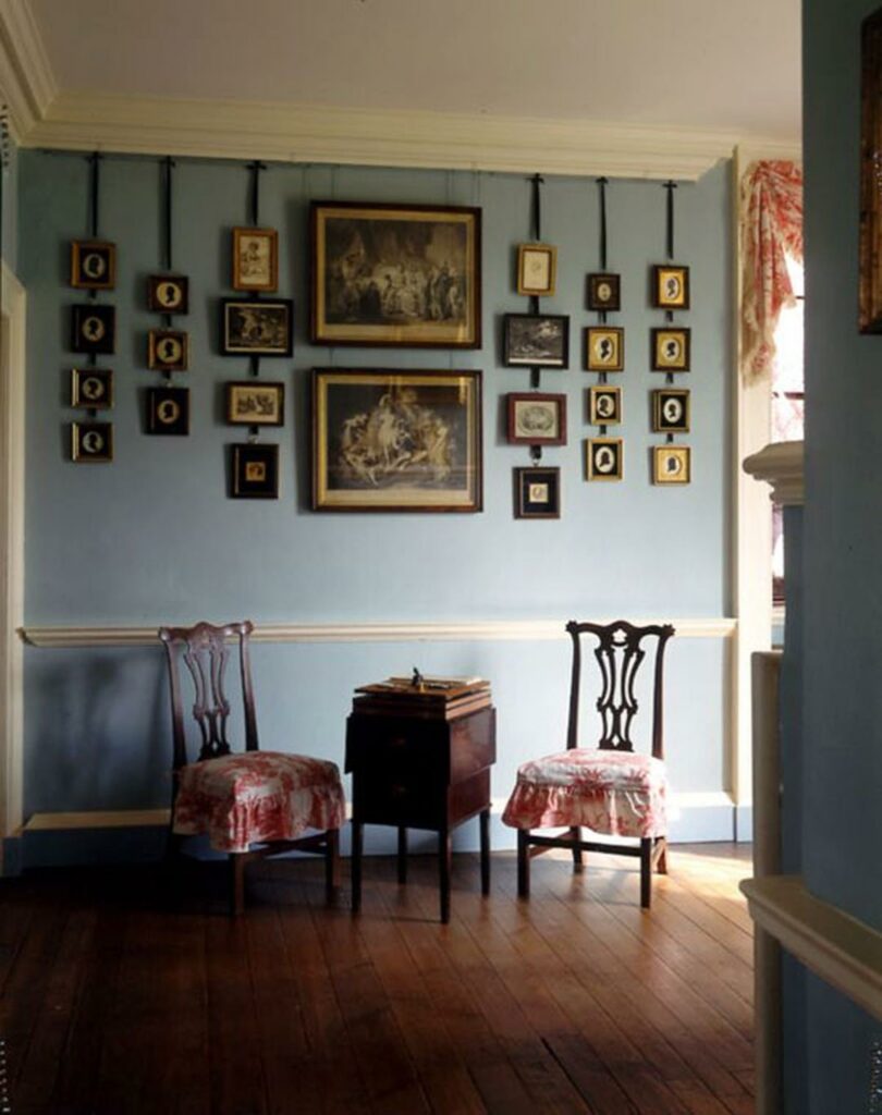 15 Creative Ways to Display Photos and Art Gorgeously