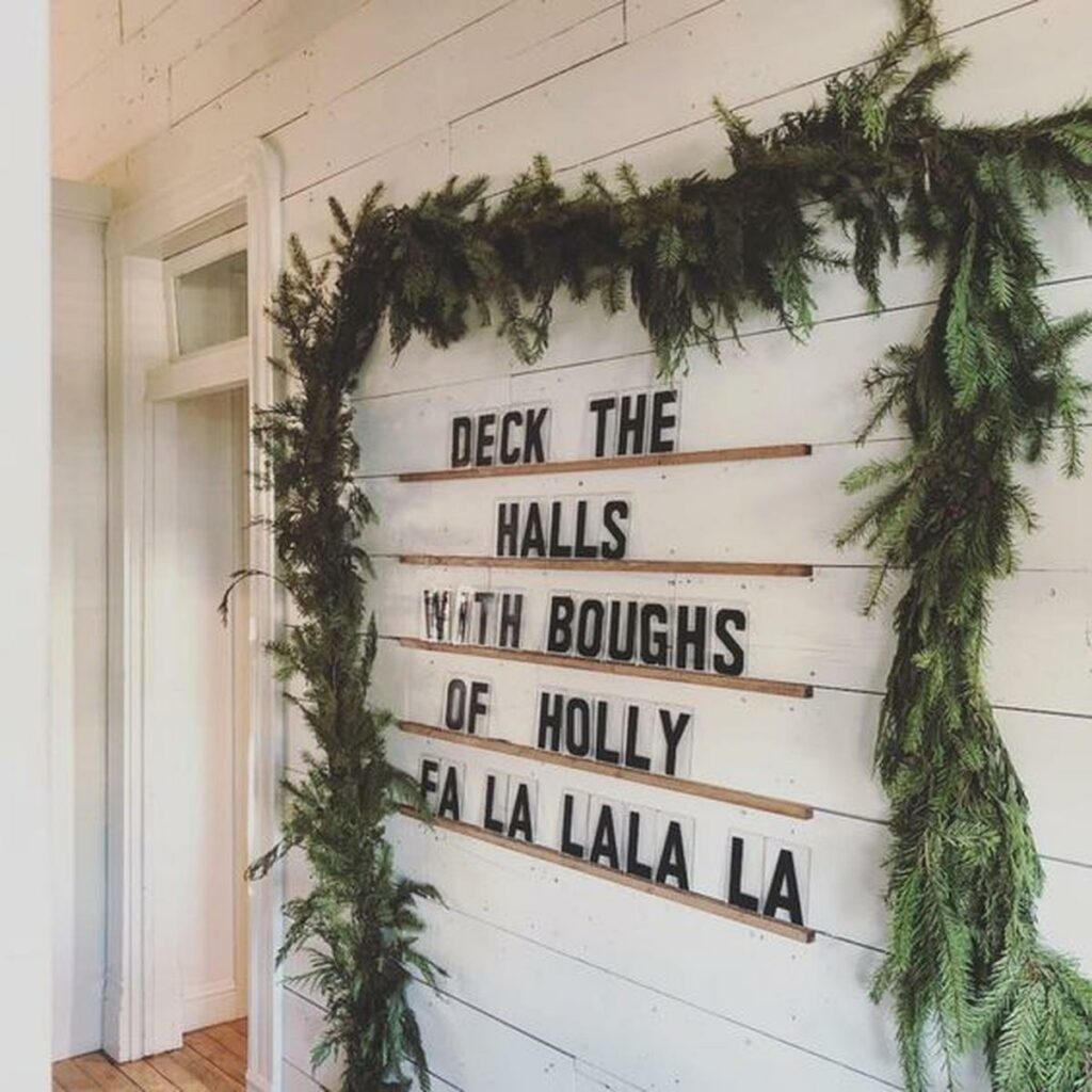 25 Magical Christmas Wall Decor Inspirations