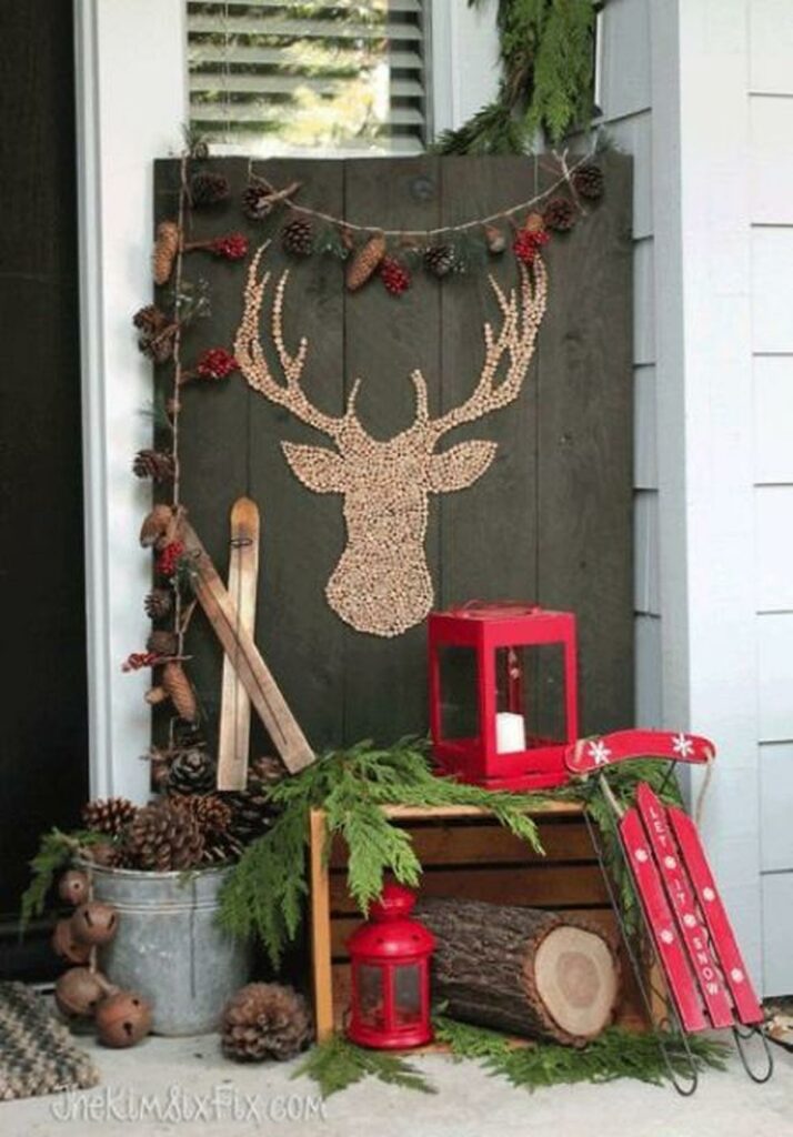 38 Rustic Reclaimed Wood Christmas Decor Ideas
