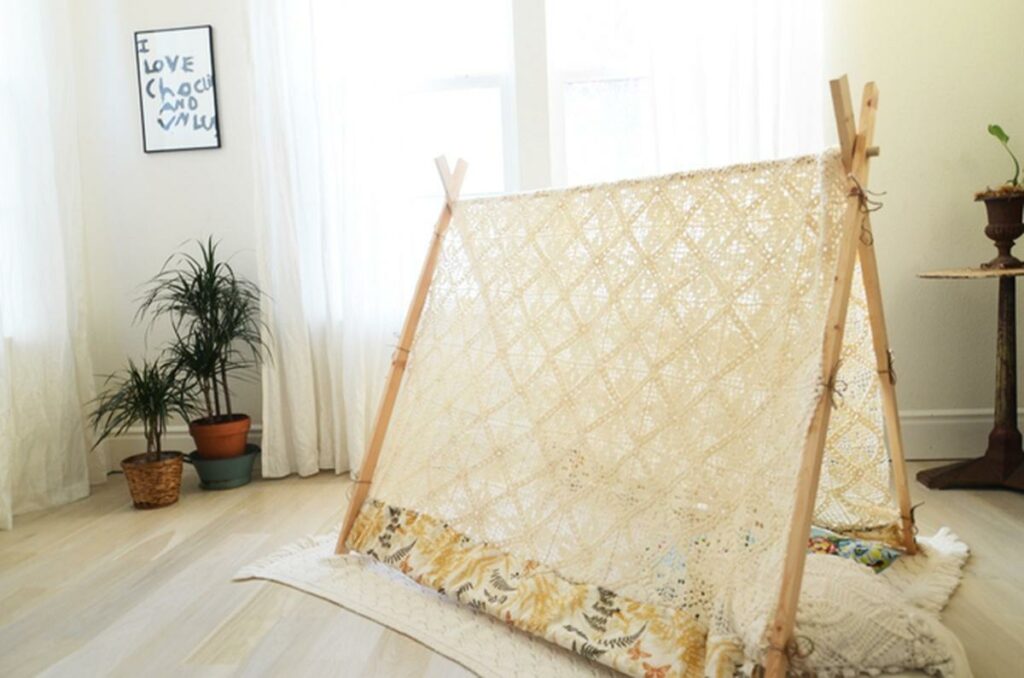 8 Easy DIY Outdoor Tent and Teepee Projects for Backyard Fun