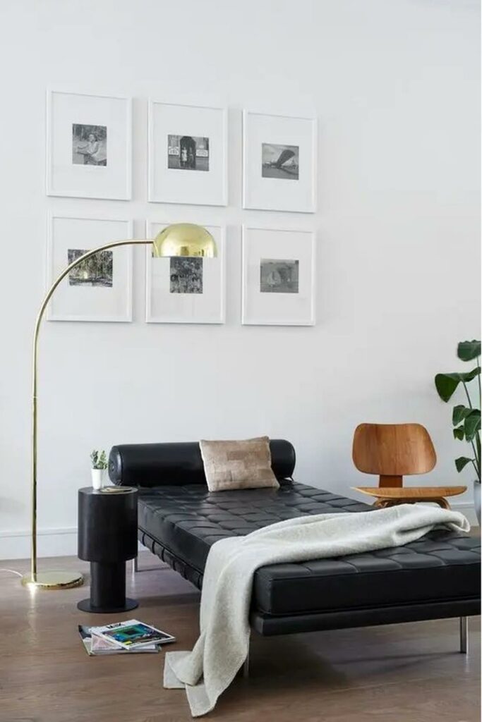 51 Sophisticated Grid Gallery Wall Designs for Homes