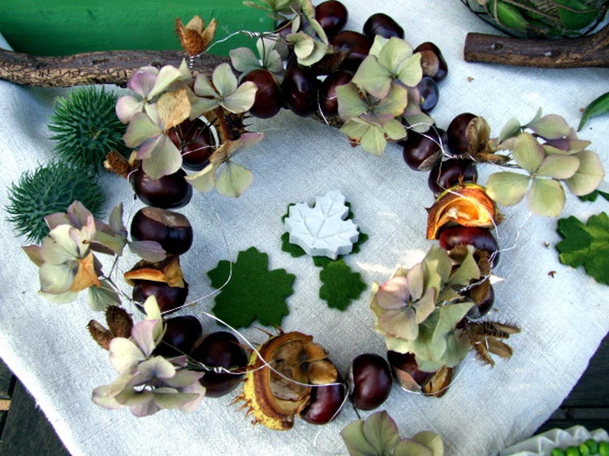 12 Fun DIY Chestnut Crafts for Playful Autumn Days