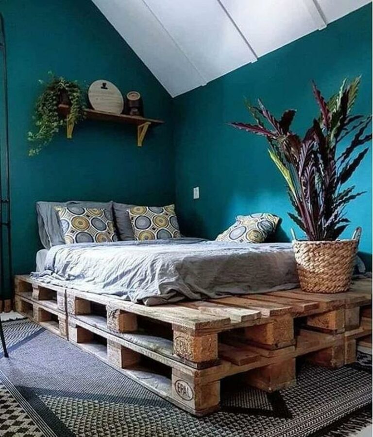 45 Impressive DIY Pallet Bed Ideas
