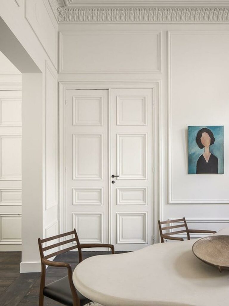 31 Elegant Crown Molding Ideas for Timeless Home Charm
