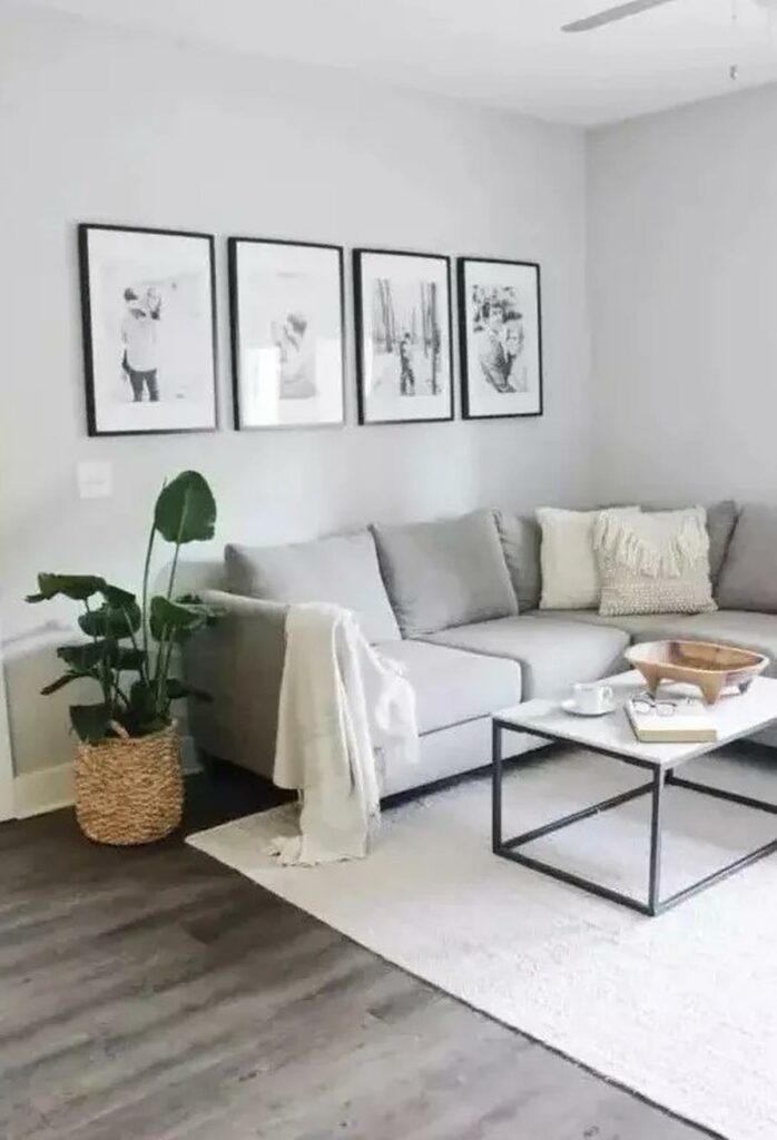 51 Sophisticated Grid Gallery Wall Designs for Homes